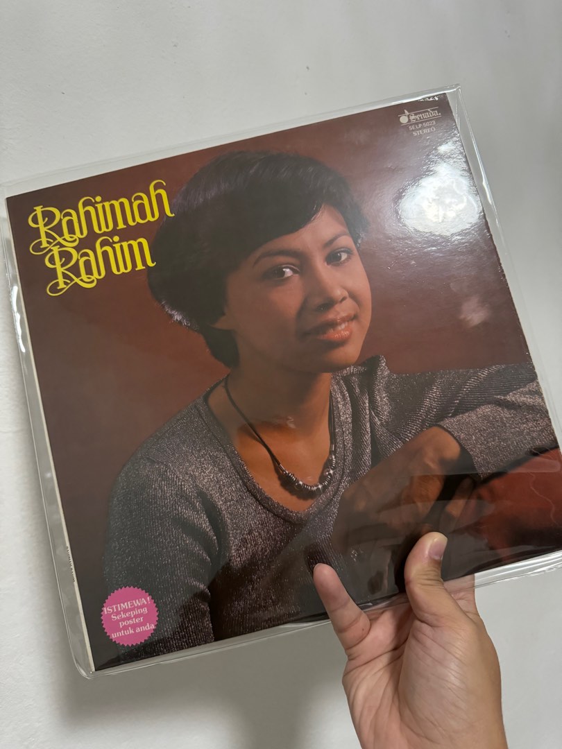 RAHIMAH RAHIM VINYL PIRING HITAM, Hobbies & Toys, Music & Media, Vinyls ...