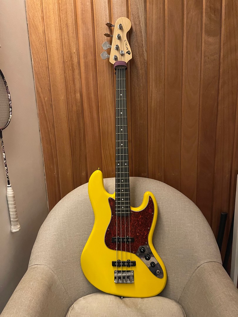 RUSH!! Apollo Jazz Bass (Negotiable), Hobbies & Toys, Music & Media ...