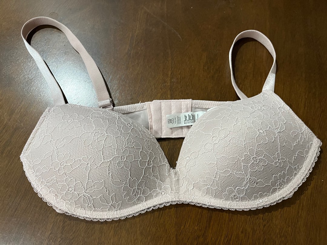 Triumph B80, Women's Fashion, Undergarments & Loungewear on Carousell