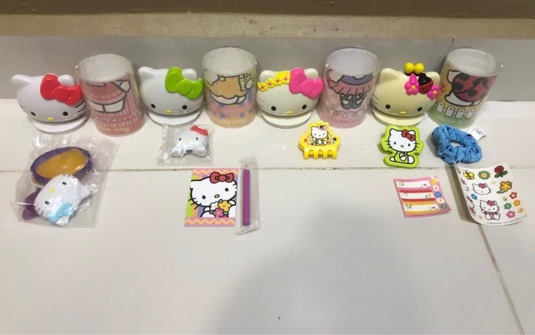 Vintage McD McDonald Happy Meal Hello Kitty 2006 Toys Mainan, Hobbies ...