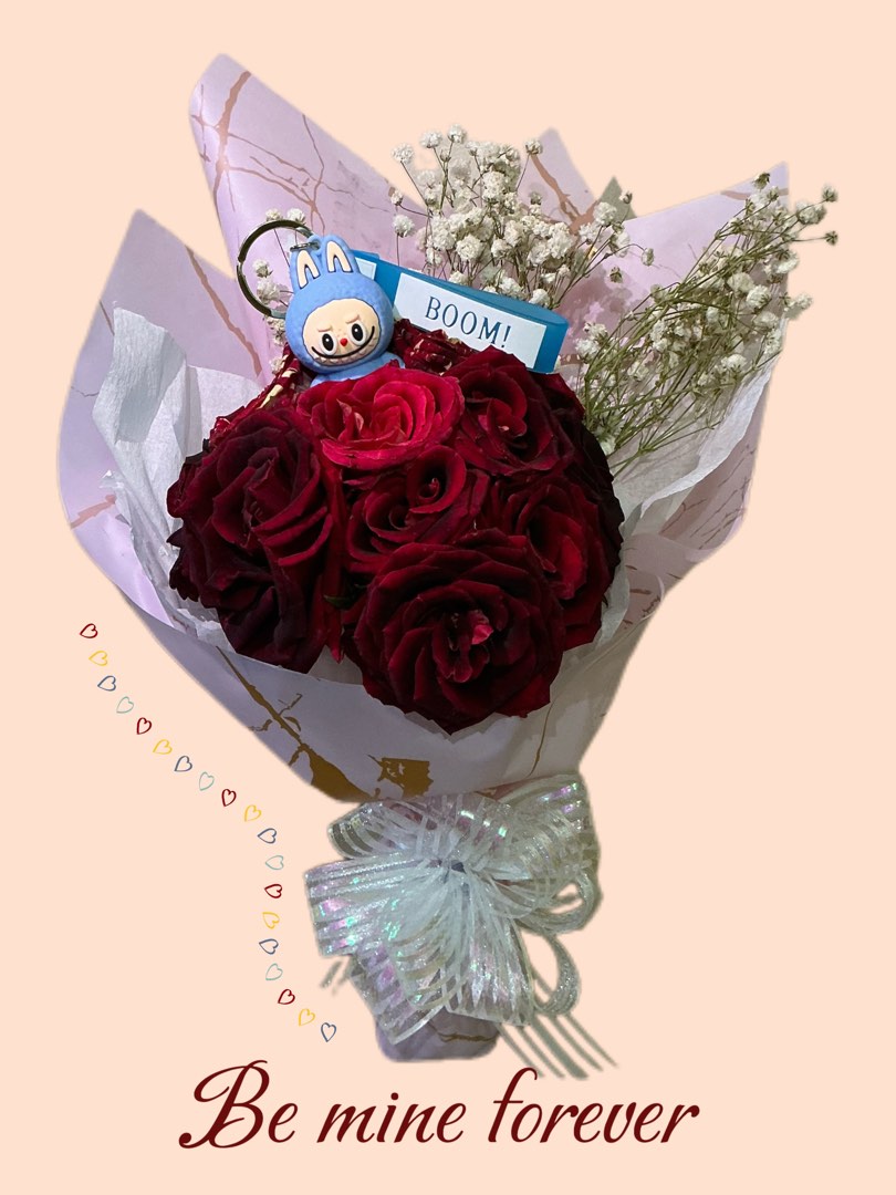 12 Fresh Red Garden Roses Hand Bouquet With Baby Breath | Valentine ...