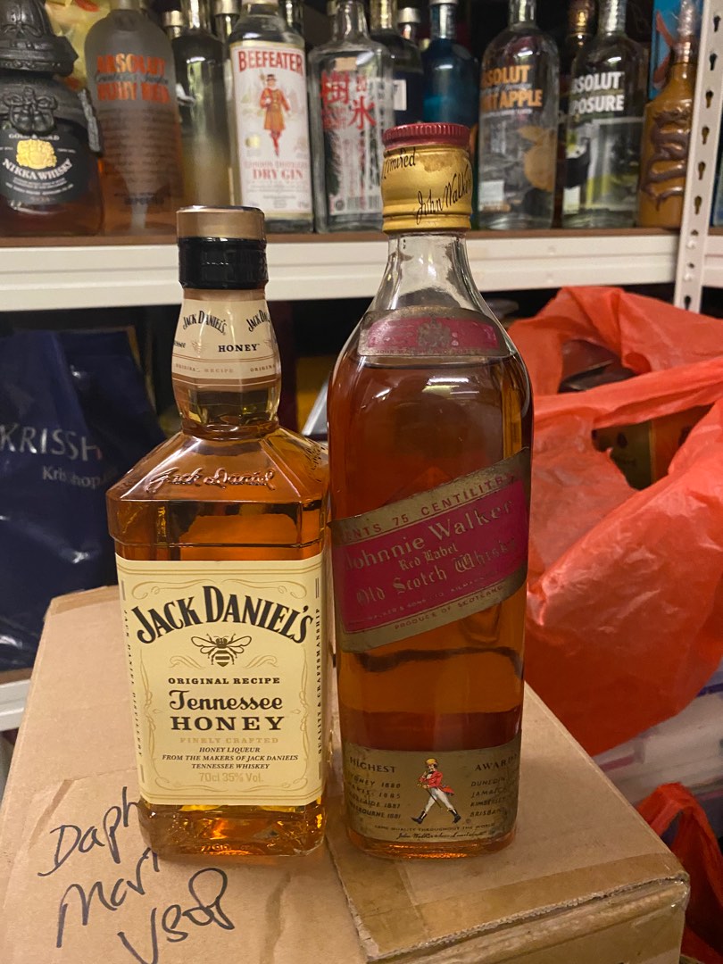 2 Bottle 700ml Whisky Sale, 700ml JD Honey Whisky with JW Red Label ...