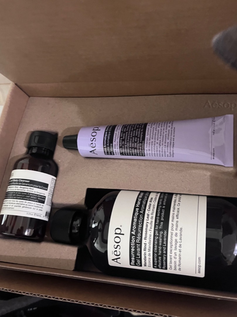 AESOP Screen 3 Gift Set, Beauty & Personal Care, Bath & Body, Body Care ...