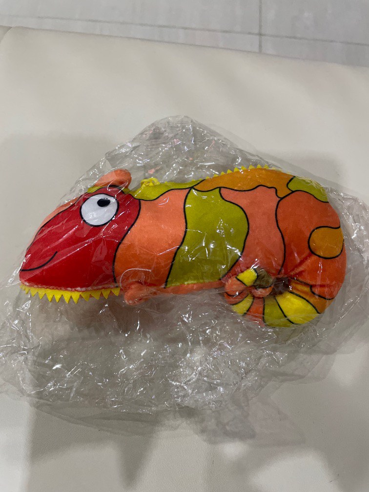 Canny the anti-scam chameleon mascot tote bag, Hobbies & Toys ...