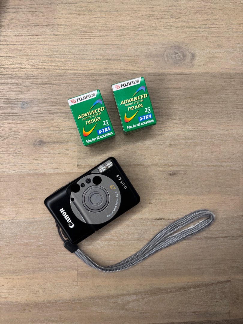 Canon IXUS L-1 Film Camera + free two packs of film, Photography ...