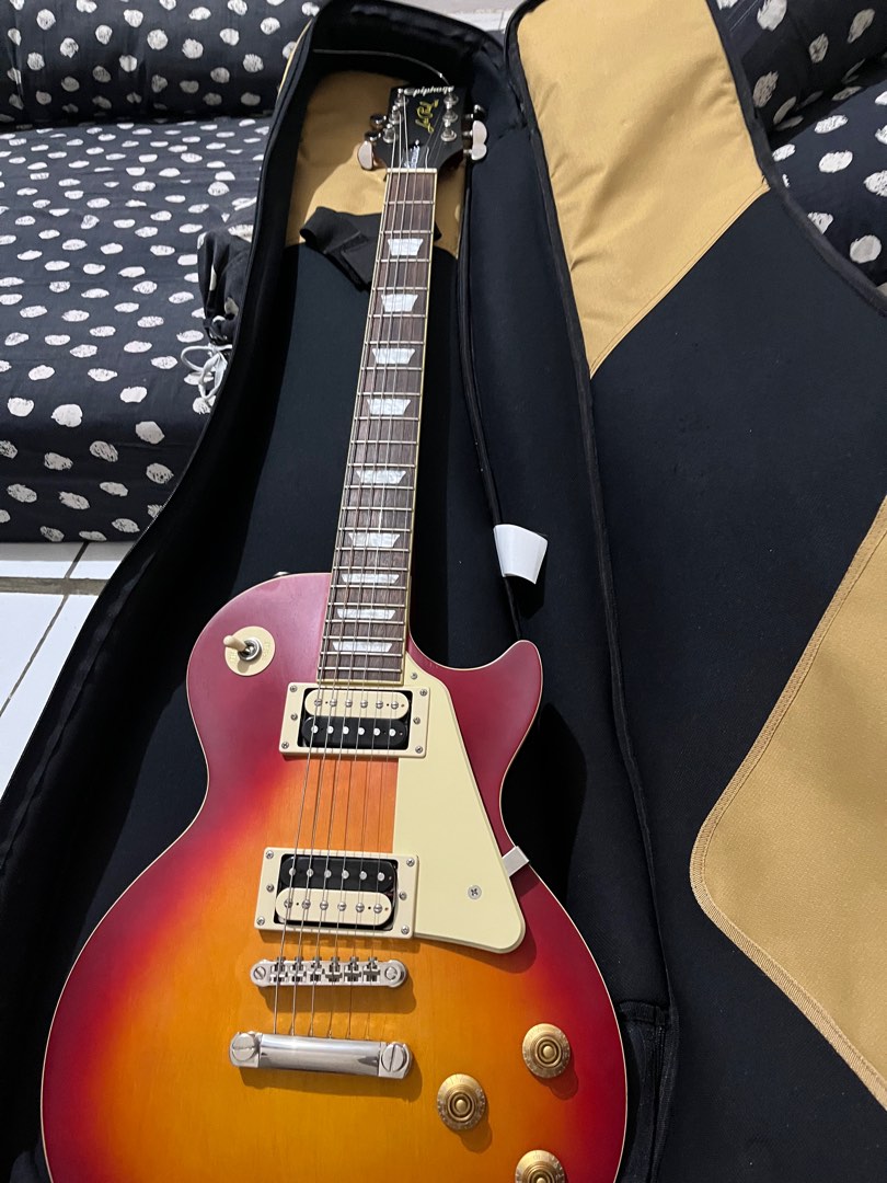 Epiphone les paul classic, Musik & Media, Alat di Carousell
