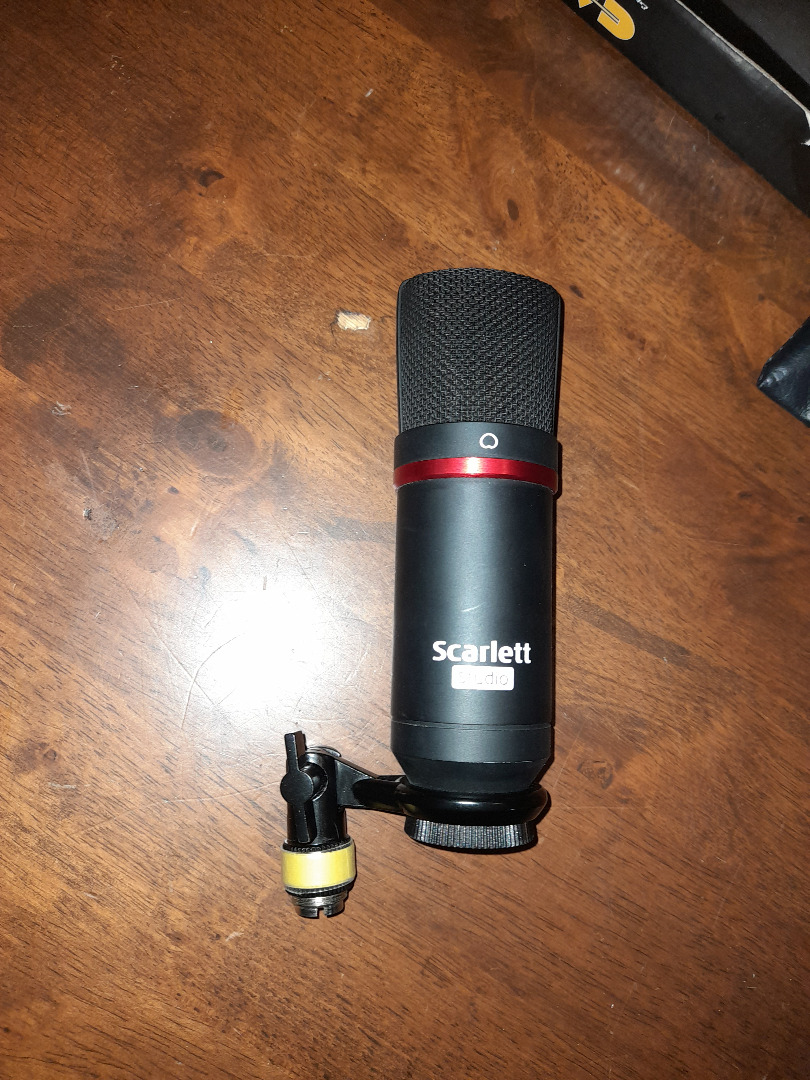 Focusrite Scarlett Studio Scarlett CM25 Condenser Microphone With 3M ...