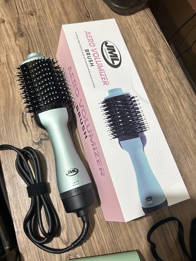 JML Aero Volumizer Brush, Beauty & Personal Care, Hair on Carousell