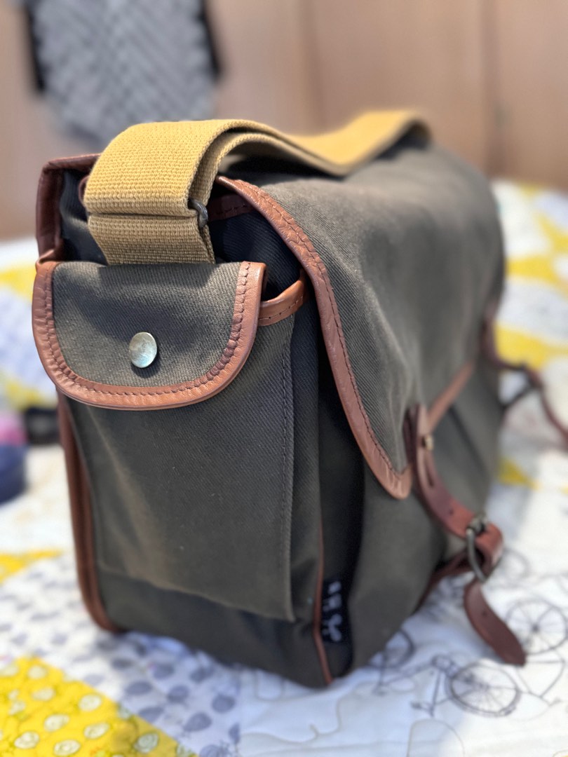 Limited edition Brompton Chapman bag with bike adapter, Men's Fashion ...