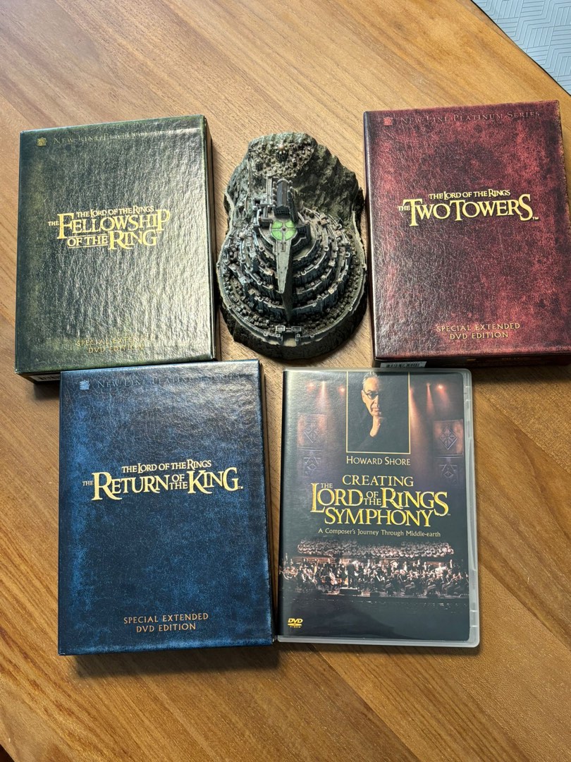 LOTR trilogy box set with sculpture, Hobbies & Toys, Music & Media, CDs ...