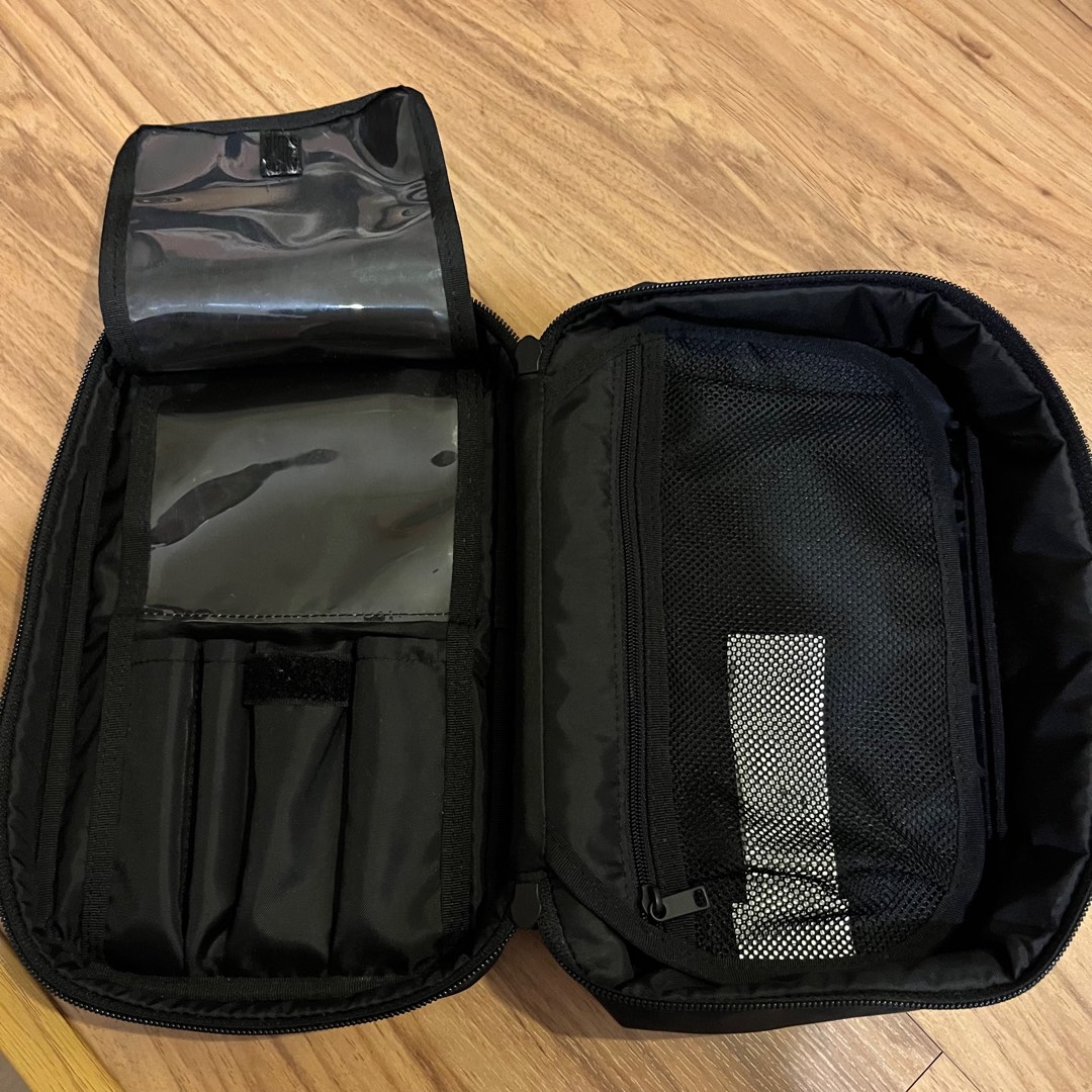 Muji Makeup Pouch, Women's Fashion, Jewelry & Organisers, Accessory ...