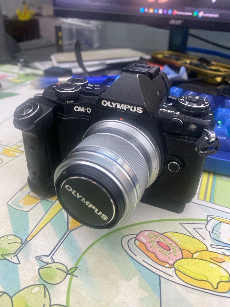 Olympus em5 mark ii + 45mm f1.8, Photography, Cameras on Carousell
