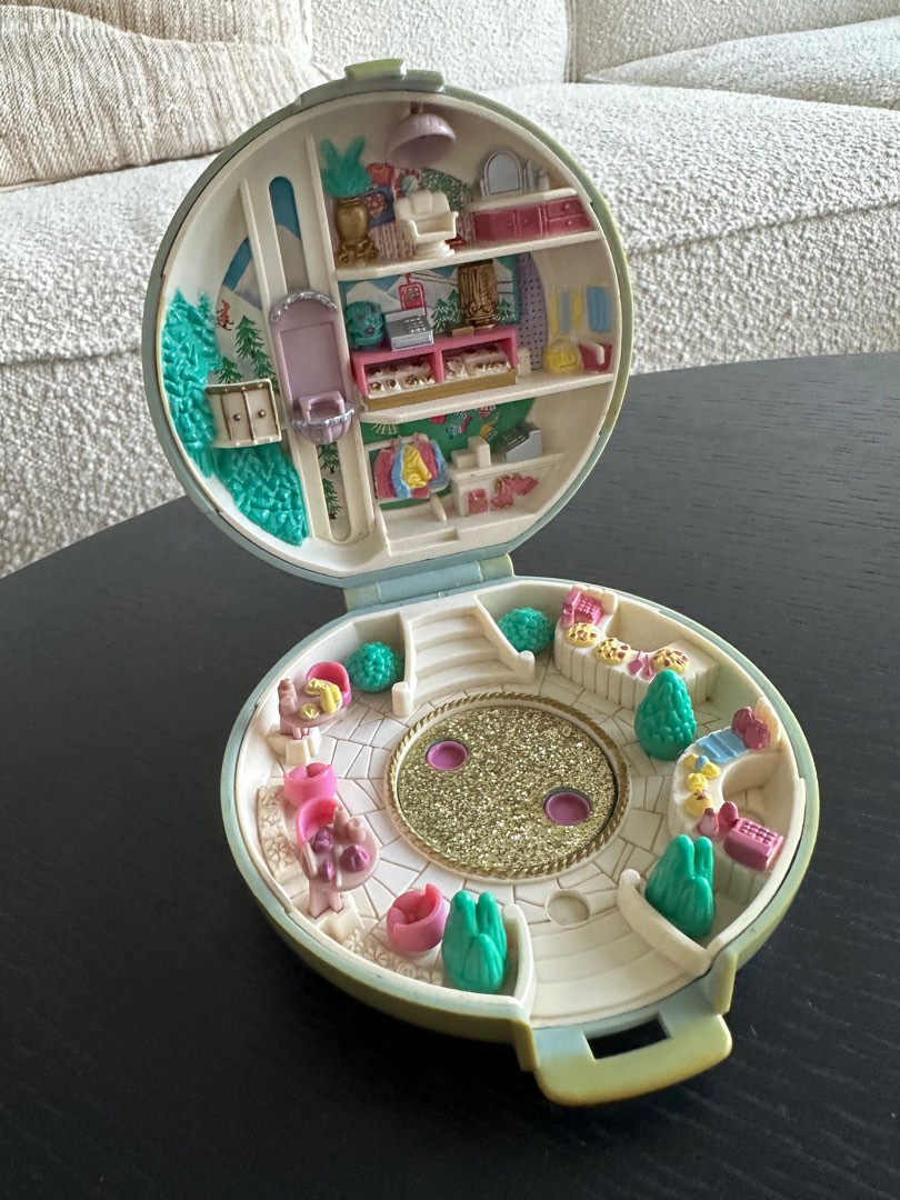 Polly Pocket Ice Skating Rink Vintage 1989, Hobbies & Toys, Toys ...