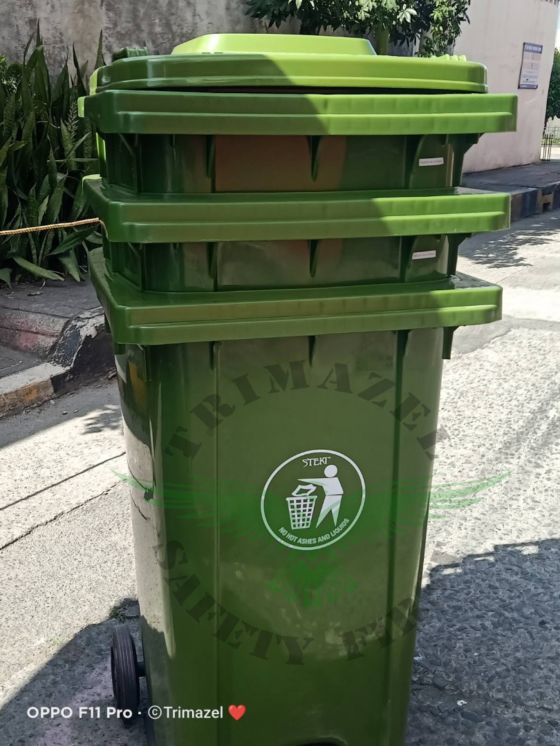 ROLLING TRASH BIN 240 liters, Furniture & Home Living, Cleaning ...