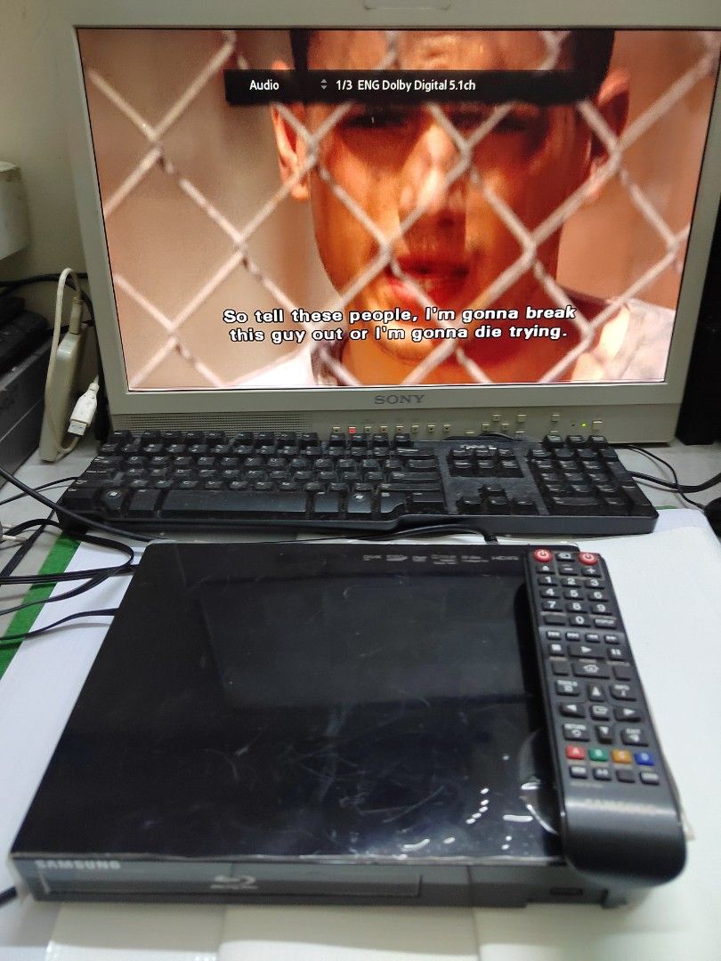 Samsung BD-F5100 Blu-ray DVD VCD CD USB Player with Original remote ...