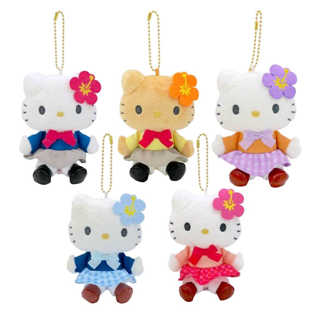 Sanrio 日本正版 Hello Kitty 毛公仔 匙扣 掛飾 (Heisei Kogal), 兒童＆孕婦用品, 嬰兒玩具 - Carousell