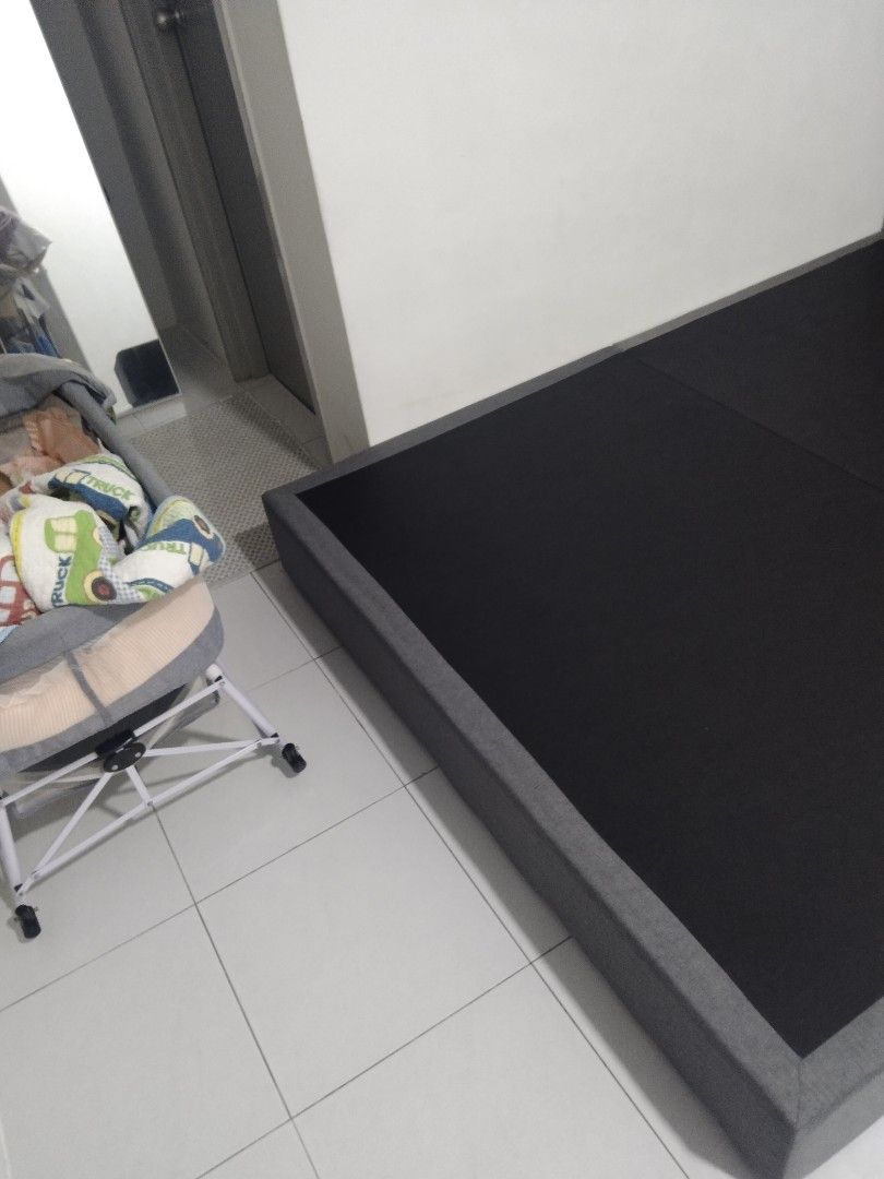 Set Katil Queen - Tilam, Furniture & Home Living, Furniture, Bed Frames ...