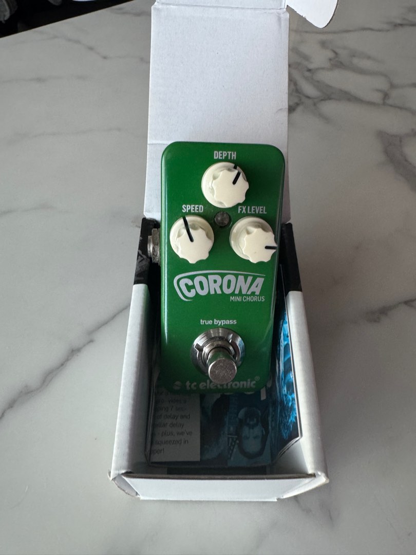 TC Carona chorus mini, Hobbies & Toys, Music & Media, Musical ...