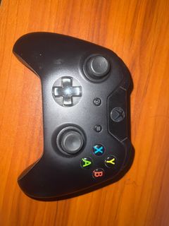 Xbox controller box, Video Gaming, Gaming Accessories, Controllers on ...