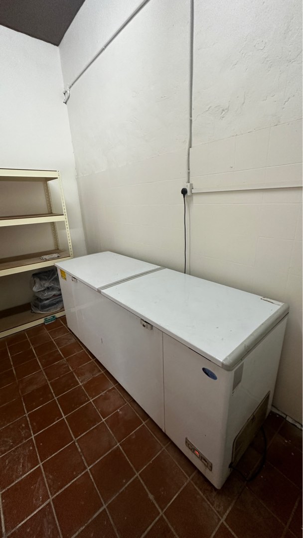 7ft chest freezer, Furniture & Home Living, Kitchenware & Tableware ...