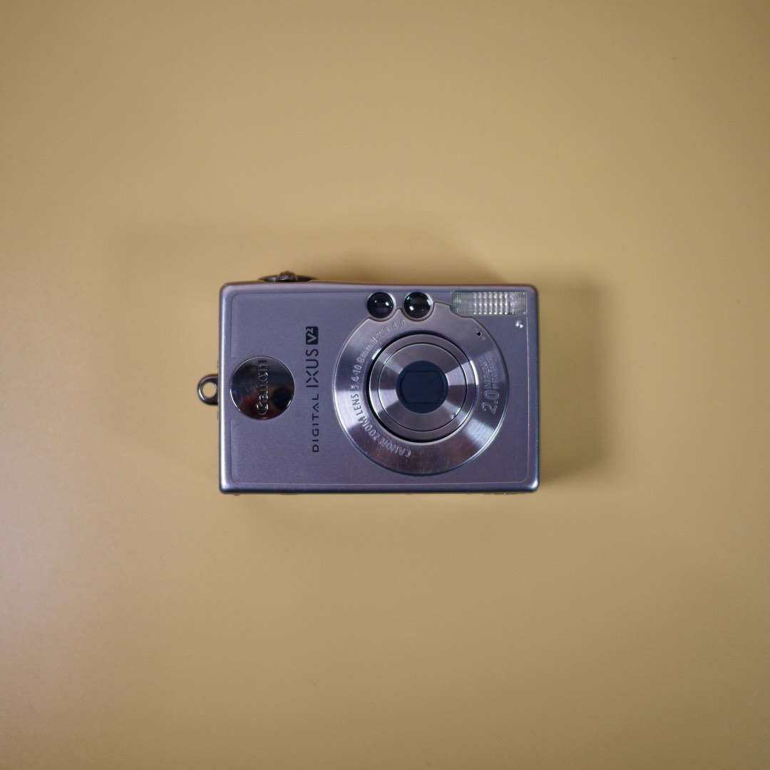 Canon Digital IXUS v2 Camera, Photography, Cameras on Carousell