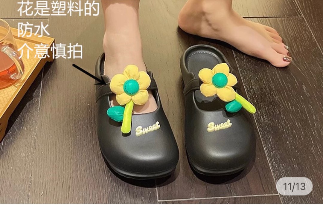 Flower clogs, Women's Fashion, Footwear, Slippers and slides on Carousell