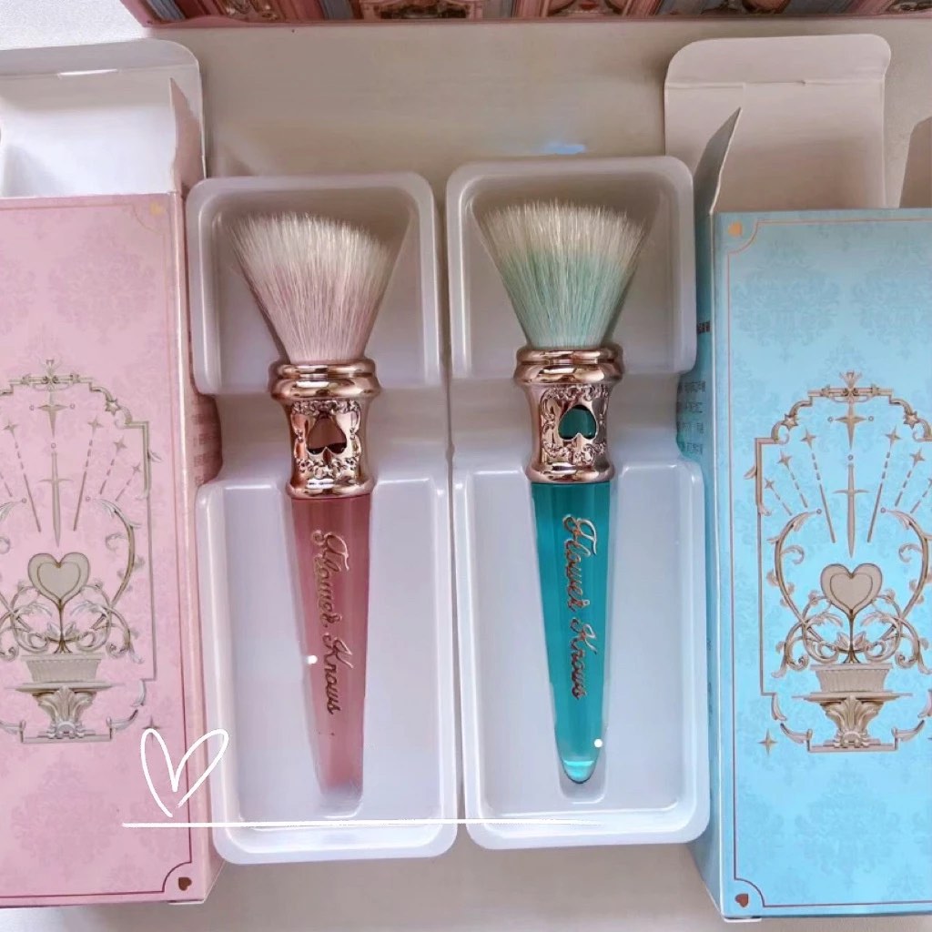 Flower Knows | Strawberry Rococo Stippling Brush, Beauty & Personal ...