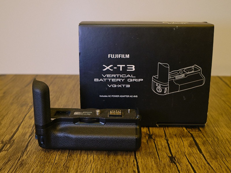 Fujifilm X-T3 Vertical Battery Grip VG-XT3 Fuji, Photography, Photography Accessories, Other ...