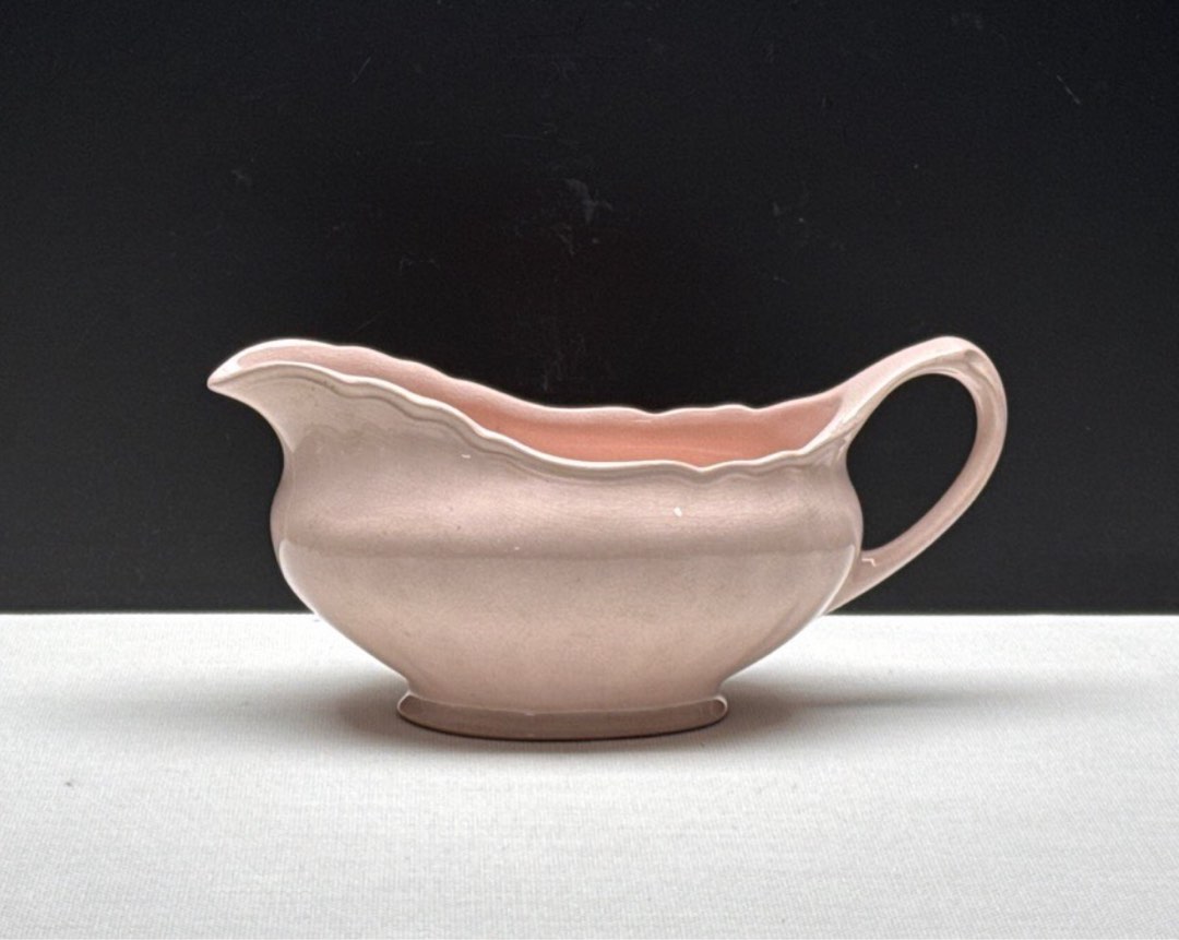 VINTAGE J&G MEAKIN ENGLAND PINK GRAVY BOAT/GRAVY JAR, Hobbies & Toys ...