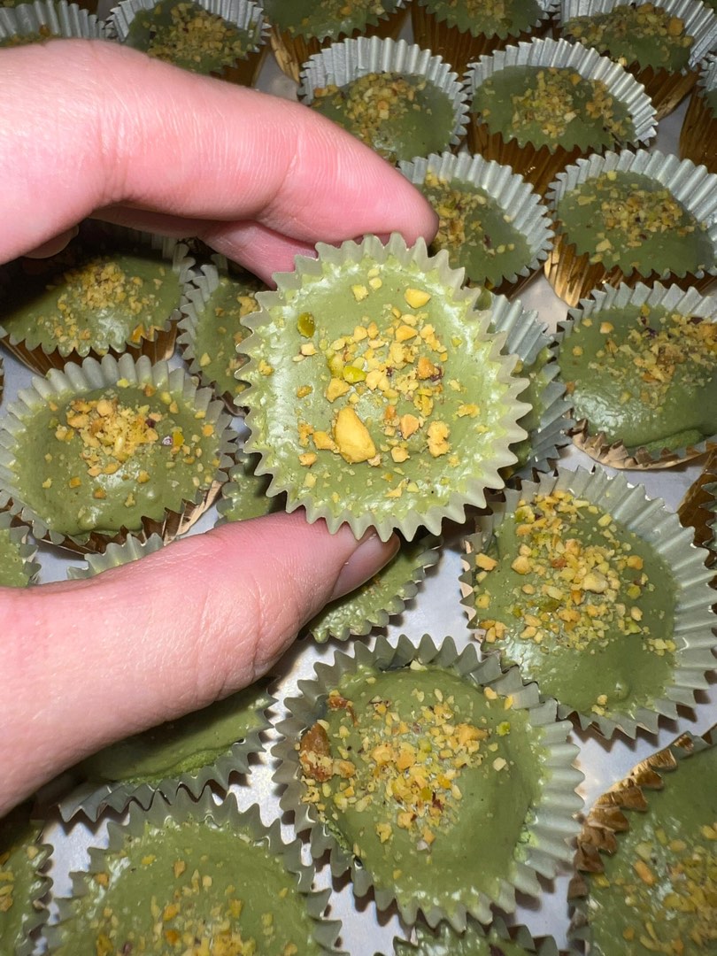 kuih raya, Food & Drinks, Local Eats on Carousell