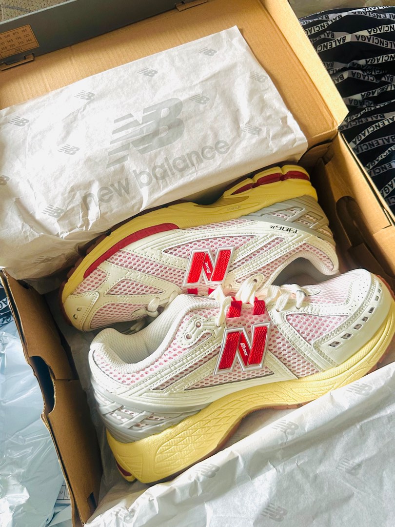 New Balance 1960r Sea Salt True Red Original, Men's Fashion, Footwear ...