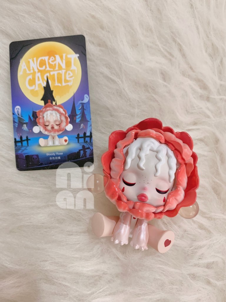 POPMART Skullpanda Ancient Castle Bloody Rose, Hobbies & Toys, Toys ...