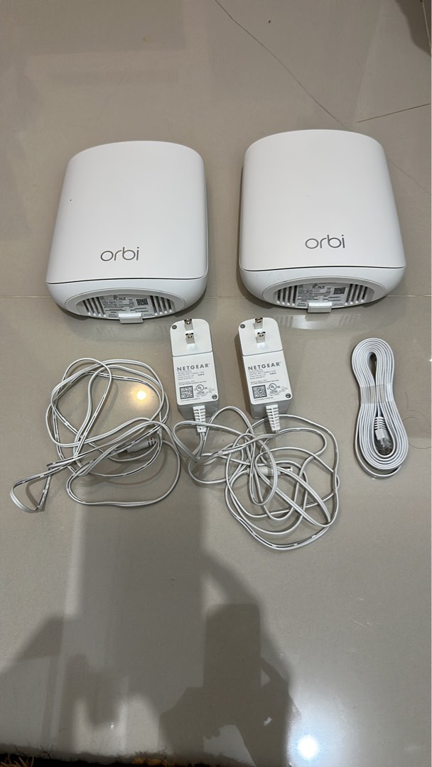 Router Orbi RBR350, Elektronik, Lainnya di Carousell