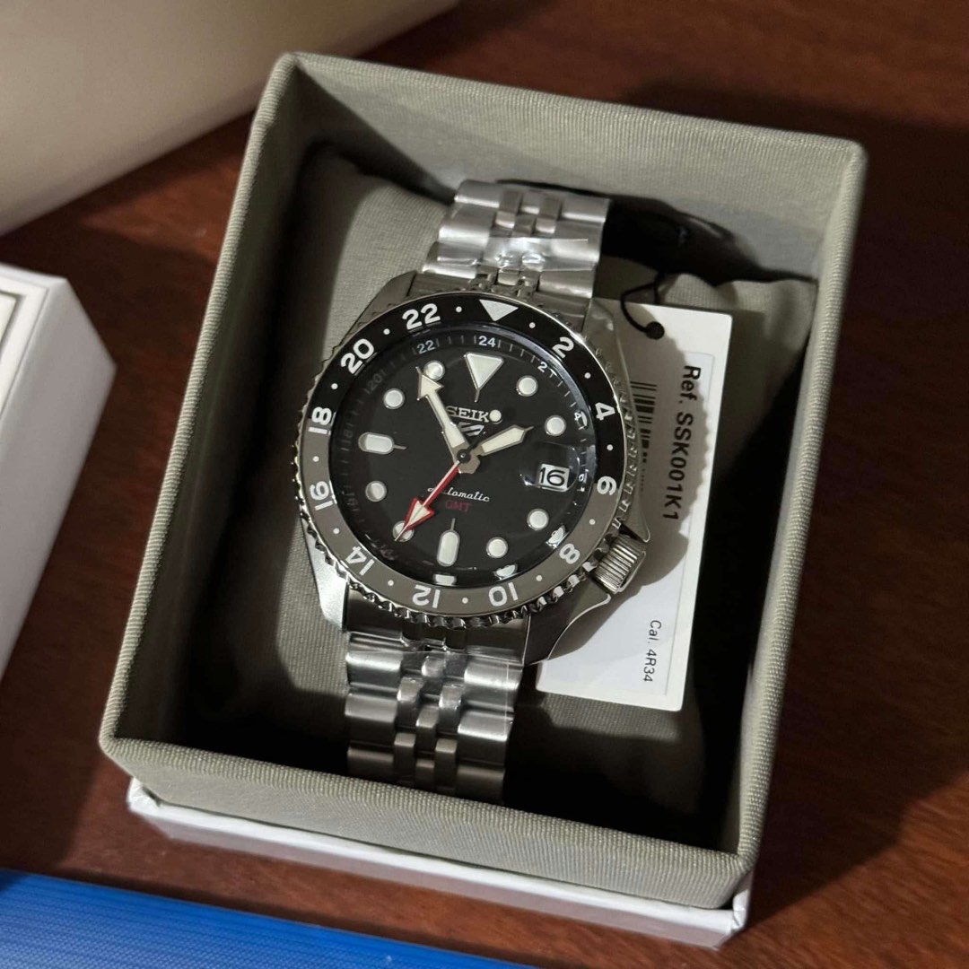 Seiko GMT SSK001K1 Bruce Wayne, Luxury, Watches on Carousell