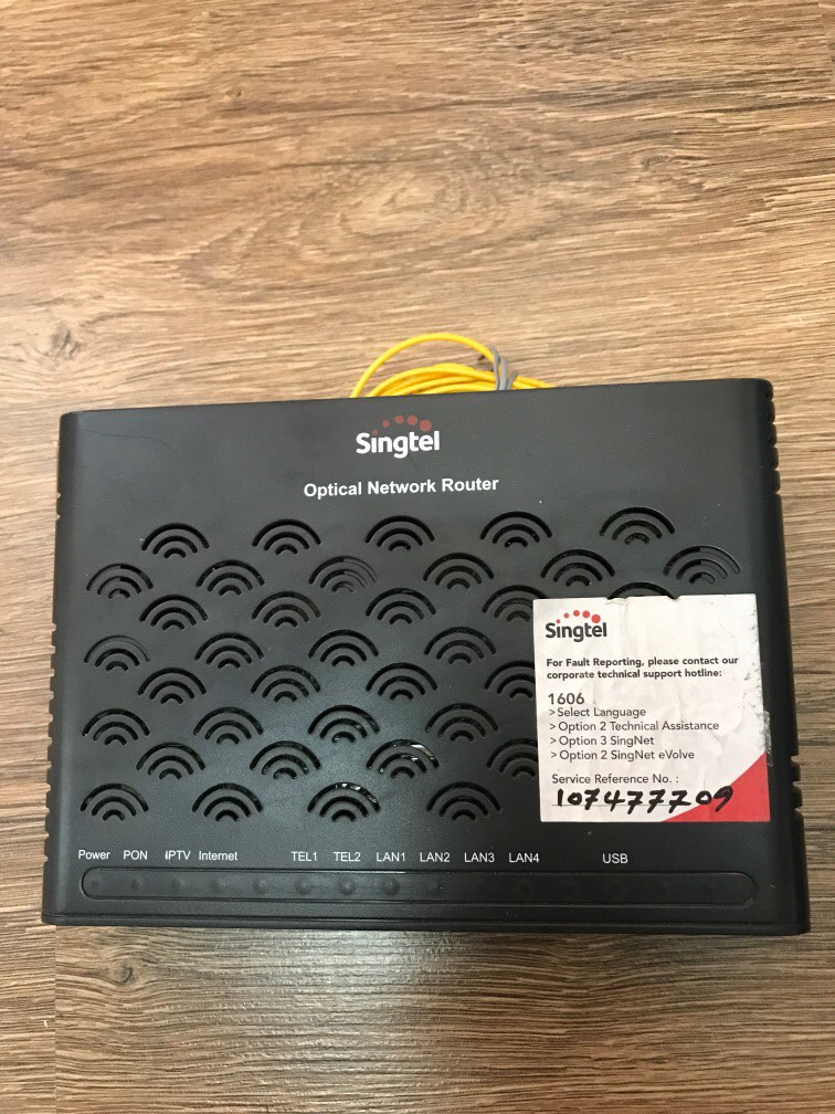 Singtel ZXA10 F620G Optical Network Router, Hobbies & Toys, Music ...