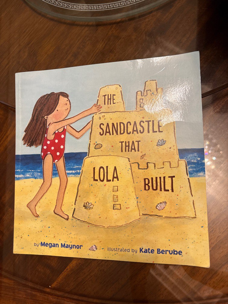 The Sandcastle that Lola Built, Hobbies & Toys, Books & Magazines ...