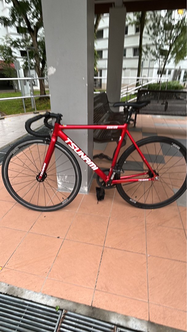 URGENT ‼️ Tsunami red snm 100, Sports Equipment, Bicycles & Parts ...