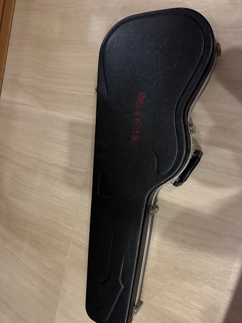 Vintage Fender "Red Label" Stratocaster Case, Hobbies & Toys, Music ...