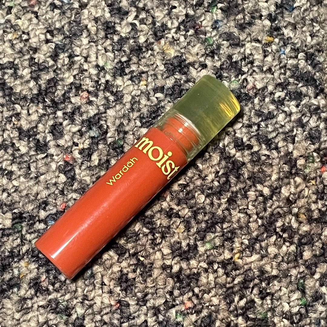 Wardah Moist Dew Tint, Kesehatan & Kecantikan, Rias Wajah di Carousell