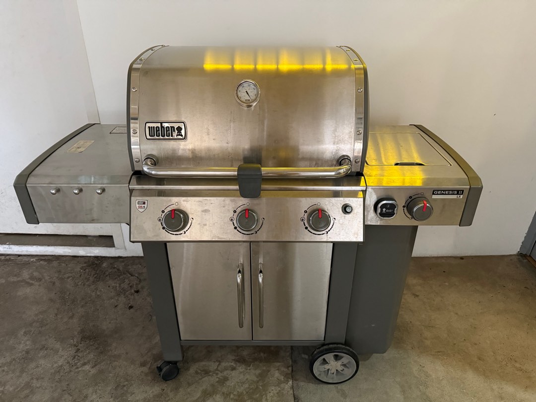 Weber Genesis II LX 355, TV & Home Appliances, Kitchen Appliances, BBQ ...