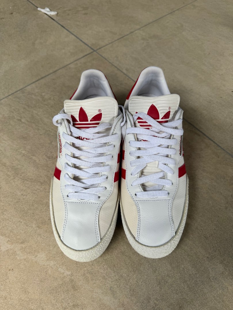 Adidas samba red, Men's Fashion, Footwear, Sneakers on Carousell
