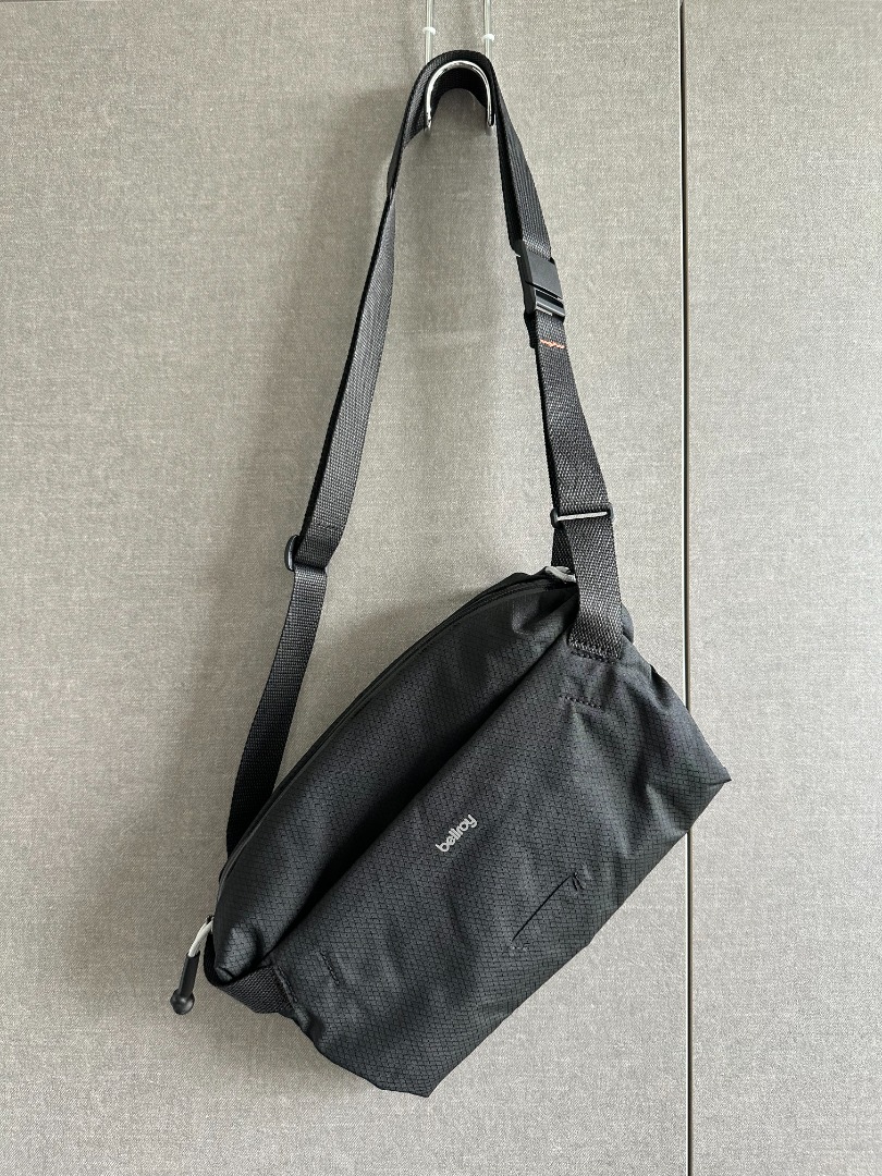 Bellroy Lite Sling Mini (4L), Men's Fashion, Bags, Sling Bags on Carousell