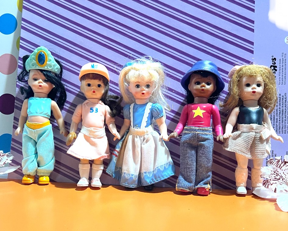 BUNDLE OF MINI ALEXANDER DOLLS, Hobbies & Toys, Toys & Games on Carousell