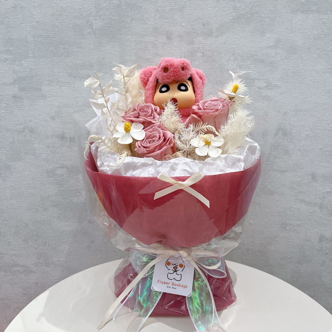 Crayon Shinchan La Bi Xiao Xin Pig Preserved Flower Bouquet Valentines ...