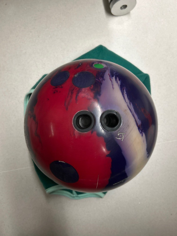 Crux prime, Sports Equipment, Sports & Games, Billiards & Bowling on ...