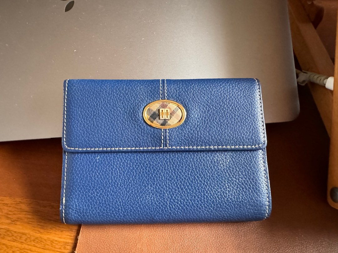 DAKS bifold leather wallet, Women's Fashion, Bags & Wallets, Wallets ...