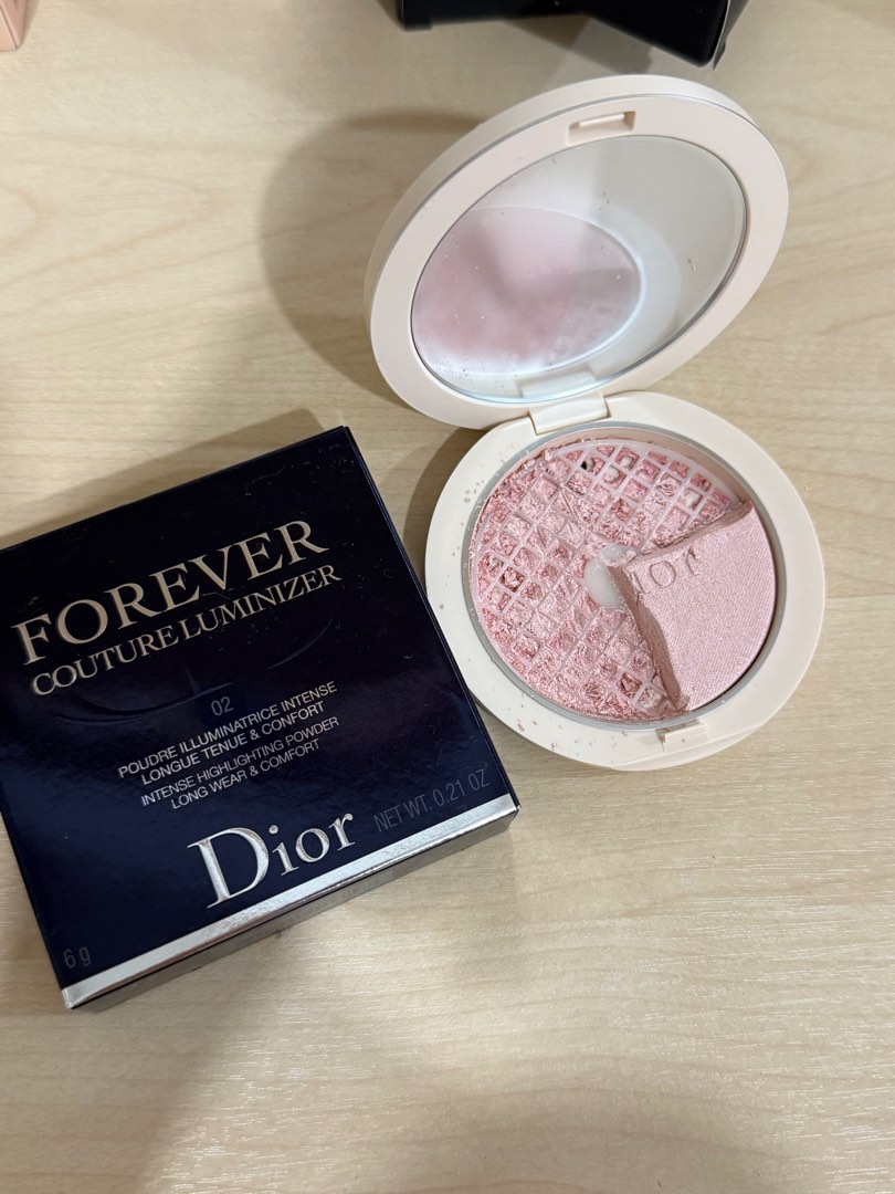 DIOR Highlighter 02, Beauty & Personal Care, Face, Makeup on Carousell
