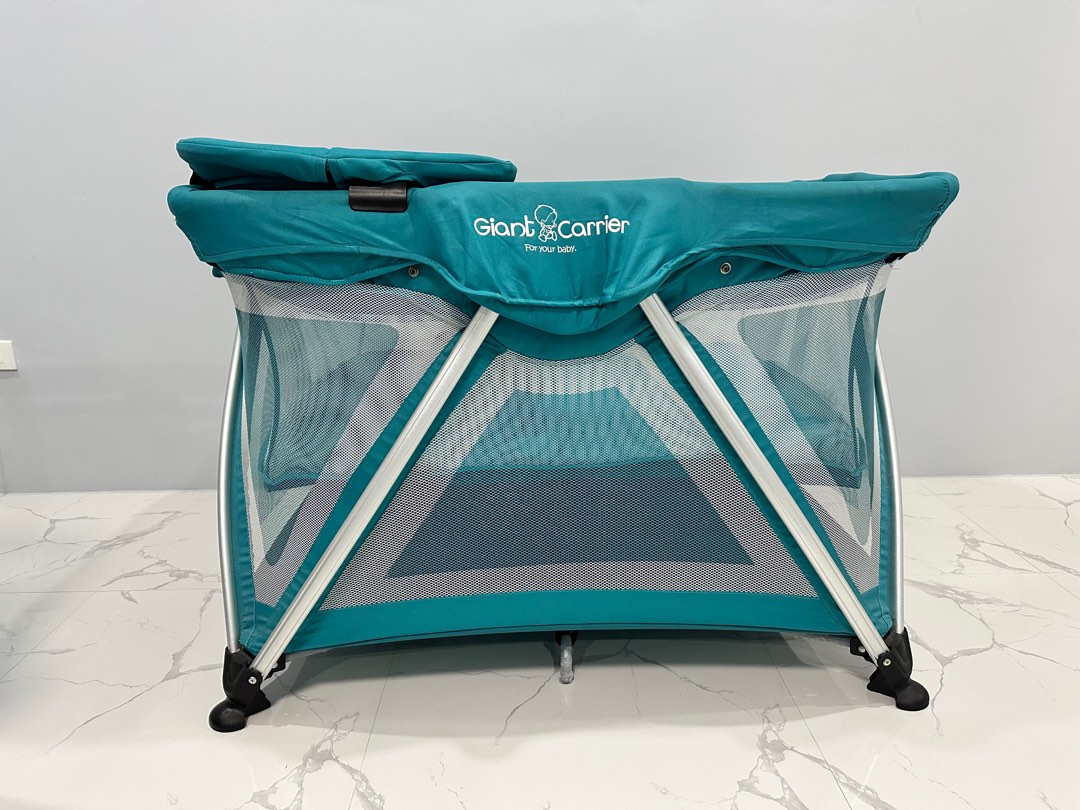 Giant Carrier Playpen/Crib, Babies & Kids, Baby Nursery & Kids ...