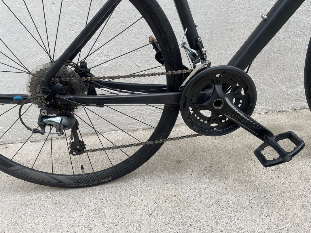 Giant Revolt F1 -2022 - Giant Fastroad SL1 - Giant escape Trek Fx trek ...