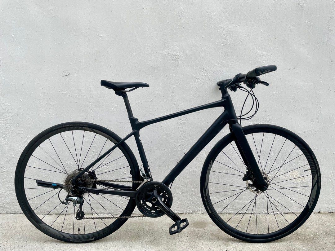 Giant Revolt F1 -2022 - Giant Fastroad SL1 - Giant escape Trek Fx trek ...